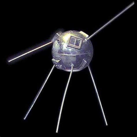 В каком городе центральная часть была поднята на полтора метра для прокладки канализации