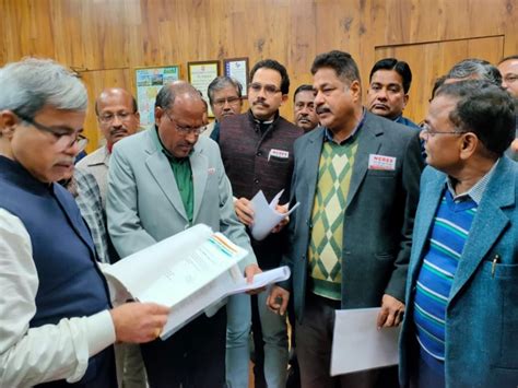 Gm Railway Inspected The Rail Coach Factory Along With The Stations And Saw The Arrangements