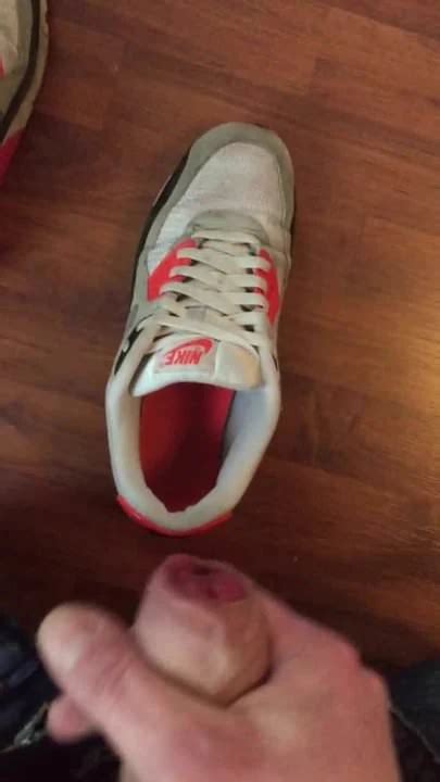 Cum Into My Nike Airmax Gay Amateur Amateur Porn XHamster