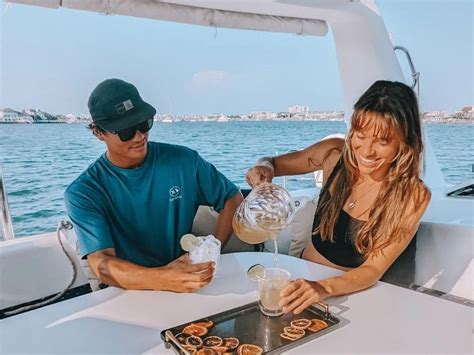 Finance Your Boatlife With Day Charters — When Sailing Boat Life