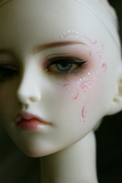 Pin By Ayla Anne On Gorgez Makeup And Beauty Fantasy Doll Mermaid