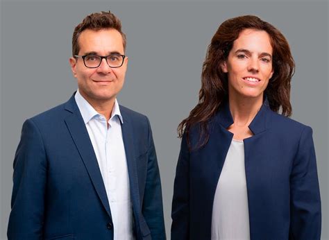 Iris Menas Instagram Twitter And Facebook On Idcrawl