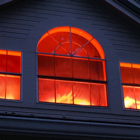 Realistic Fake Fire Special Effects Scary Halloween Decorations Outdoor Scary Halloween