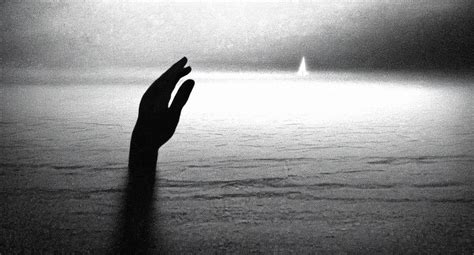 R E A C H Beth Flickr