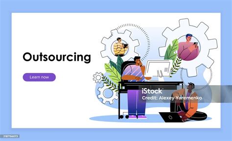 아웃소싱 랜딩 페이지 남자는 동료들과 함께 컴퓨터 앞에 앉아 있다 원격 근무자와 프리랜서는 공통 프로젝트에서 일합니다 평면 벡터 일러스트 레이 션 경영자에 대한 스톡 벡터