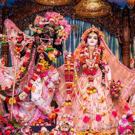 Sumukhi Gandharvika Devi Dasi