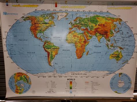 Retractable Classroom Map 3873382002