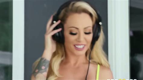 Isabelle Deltore Praise The Dj Eporner