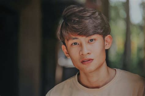 Cara Cowok Cuek Menunjukkan Cintanya Kepada Sang Pujaan Hati Kumparan Com