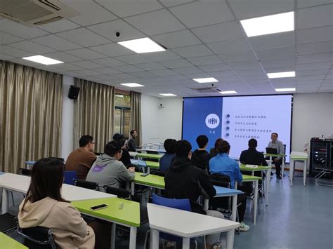 【学术动态】博达论坛805讲顺利开讲 浙江外国语学院国际商学院（新）