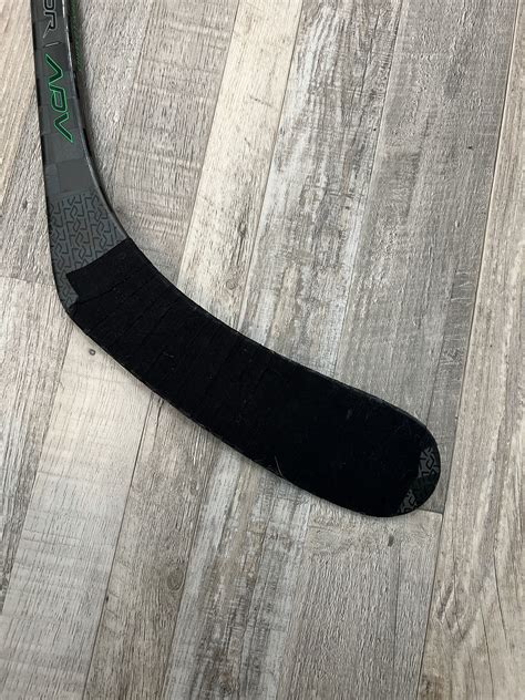 Used Senior Bauer Vapor Adv Right Hockey Stick P91a Retail Sidelineswap