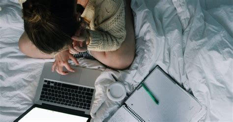 How To Find Your Thesis Topic