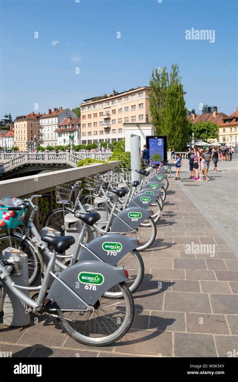 Bike Sharing Bicikelj Bicycle Sharing System In The Eco Green City