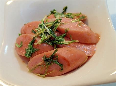 プルコギのたれで 魚肉ソーセージと水菜のソテー♬ レシピ・作り方 By ぷ〜みぃまま♪ 楽天レシピ