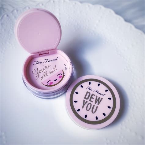 Too Faced Dew You Fresh Glow Translucent Setting Powder