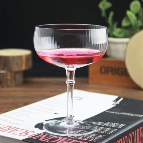 ¿cuál Es El Tamaño Estándar De Una Copa De Cóctel Dm Glassware