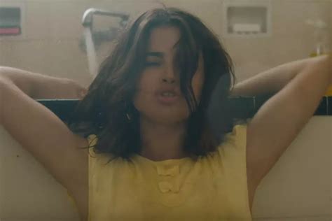 Selena Gomez Gets Hot And Steamy In Fetish Video With Gucci Mane WATCH Know The Music News