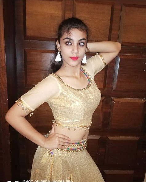 Aqsa Khan కేకపెట్టిస్తోన్న ఢీ డాన్సర్ అక్సాఖాన్ లేటెస్ట్ పిక్స్