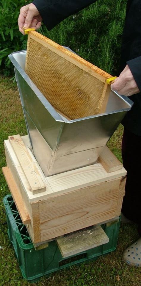 Warré Hive Bee Funnel