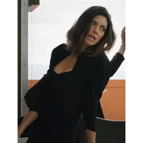 Yellowstone S05 Lynelle Perry Blazer