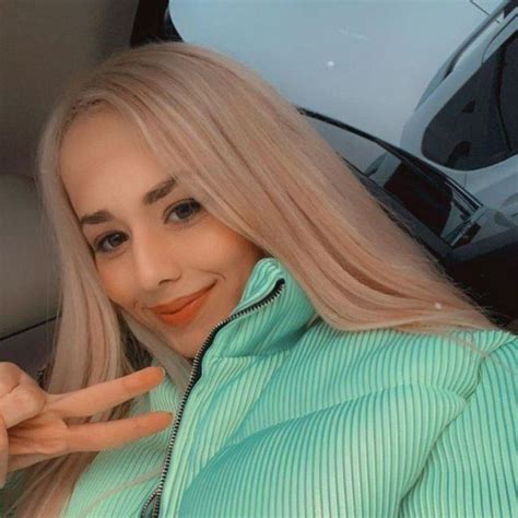 Herkesexfan Adlı Kullanıcının Gamze Karta Panosundaki Pin Güzellik Fotoğraf çekimi Güzellik