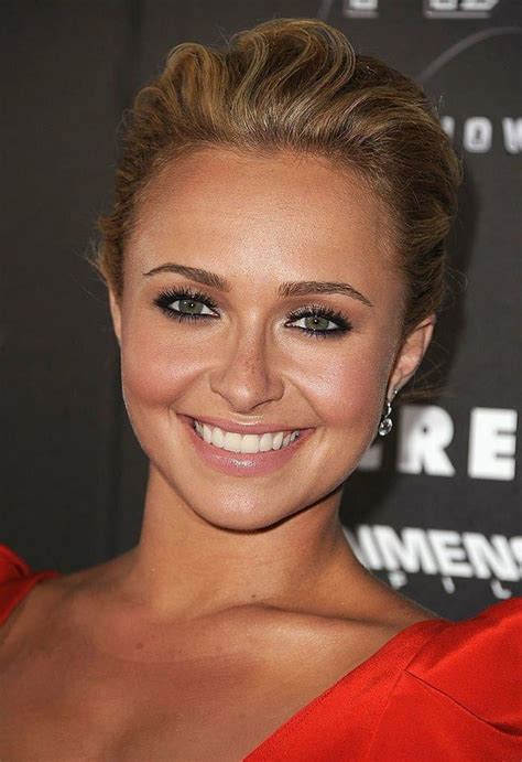 Scream 4 Los Angeles Premiere 2011 R Haydenpanettiere