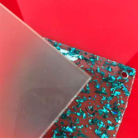 Pleksiglass Baskı Ümraniye Uv Baskı Grafikit Dijital Baskı Merk