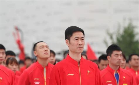 国乒巨星王励勤：曾和赵薇谈恋爱被迫分手，如今娶小10岁妻子 男单 乒乓球赛 奥运会