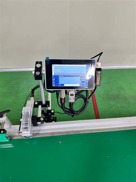 Application Fi 산업용 잉크젯 마킹기로 제조일자유통기한qr바코드 인쇄하세요