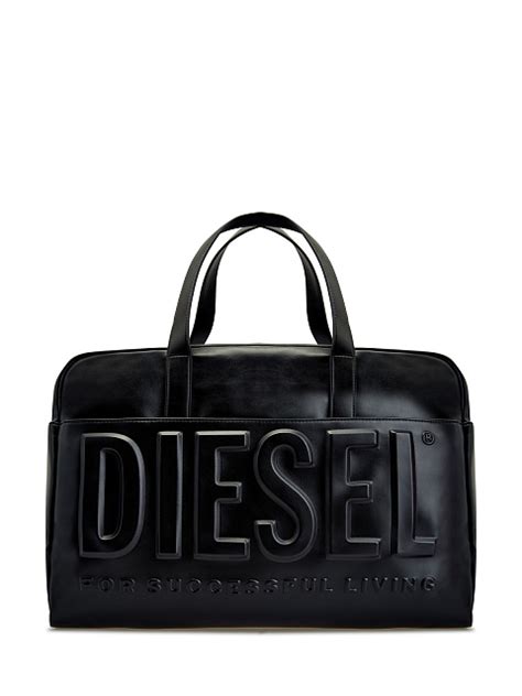 Мужская дорожная сумка из гладкой эко-кожи с фактурным логотипом DIESEL ...