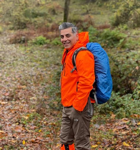 بیوگرافی علی اخوان جزئیات زندگی شخصی تصاویر ویدو