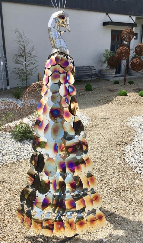 Eade Gallery Eade Gallery Proudly Represents Sarah