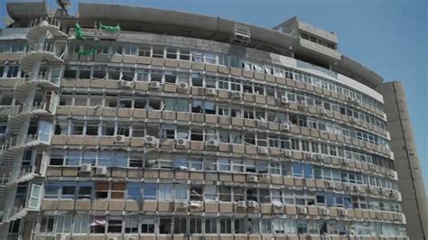 الخطأ البشري بانفجار تل أبيب مسؤول يوضح آلية رصد الدفاع الجوي Cnn