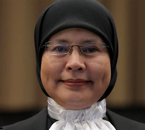 Datuk Badariah Arshad Pingat Ragampingat