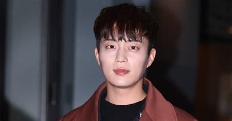 하이라이트 윤두준 깜찍한 브이라디오 로맨스 종방연
