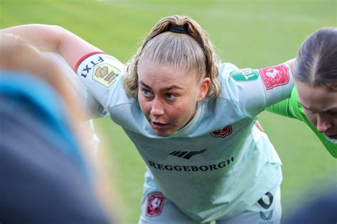 Van Ginkel Dan Weet Ik Wel Hoe Het Er Aan… Vrouwenvoetbalnieuws
