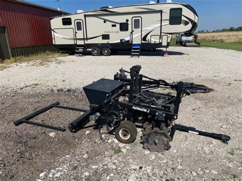 Plotmaster Hunter 400 Food Plot Planter Agriculture Bigiron