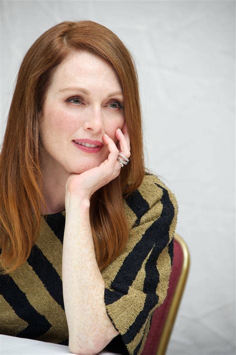 Julianne Moore Young Photos