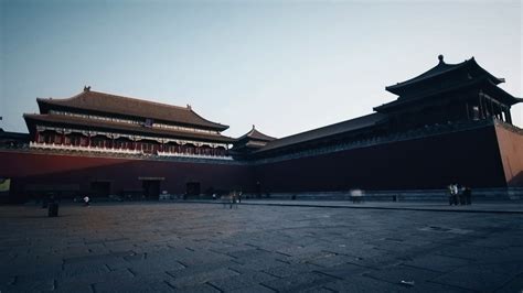 Watch Supersize Structures Season 1 Free Pluto Tv