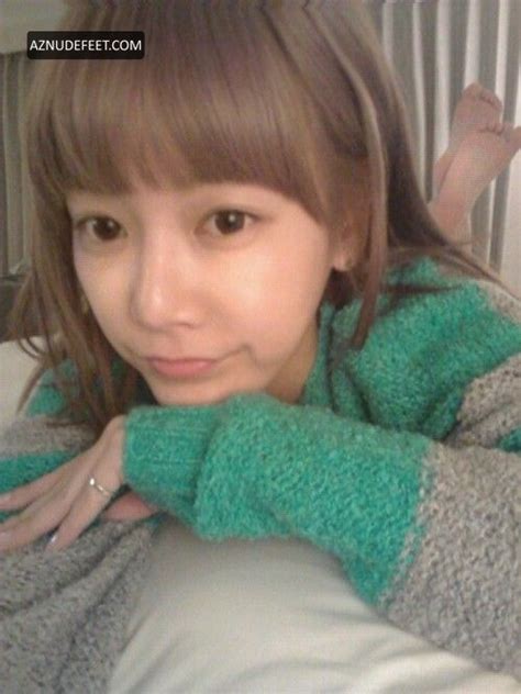 So Yeon Park Feet Aznudefeet