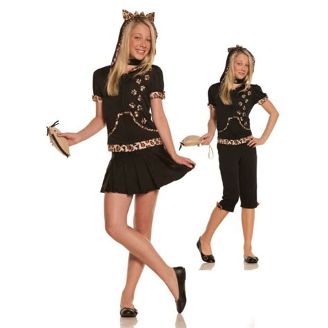 Sassy Cat Aura Attire