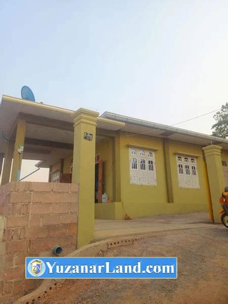 တောင်ကြီးမြို့ ကျောင်းကြီးစုရပ်ကွက်အတွင်းရှိ အိမ်အပါခြံလေးအရောင်းပါရှင့်