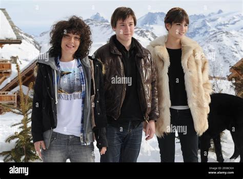 Daphne Chollet Arthur Mazet And Alma Jodorowski Posing At The Sea No Sex And Sun Photocall