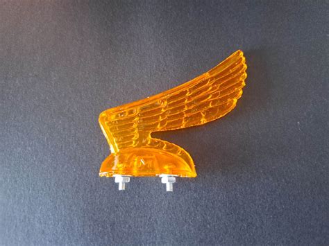 ปีกนก แก็ปไฟหน้า C100 C102 C65y Cm90 C70 สีส้ม Motoshop 9999 Thaipick