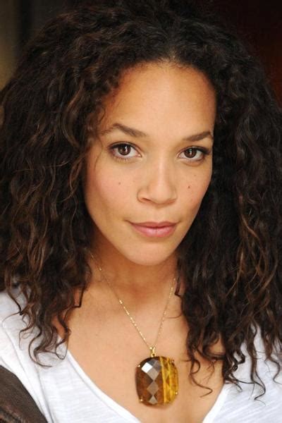 Caitlin Stryker About Entertainment Ie