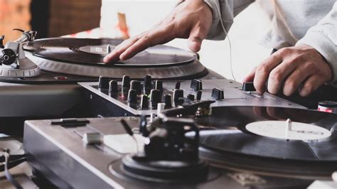 Sampleradar 282 Free Experimental Breaks Samples Musicradar