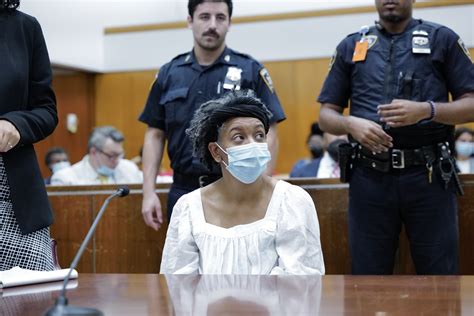 Manhattan Da Will Not Prosecute Tracy Mccarter Charged With Her