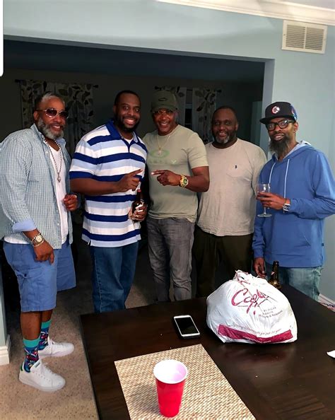 H Shareef Azzum Sherrod