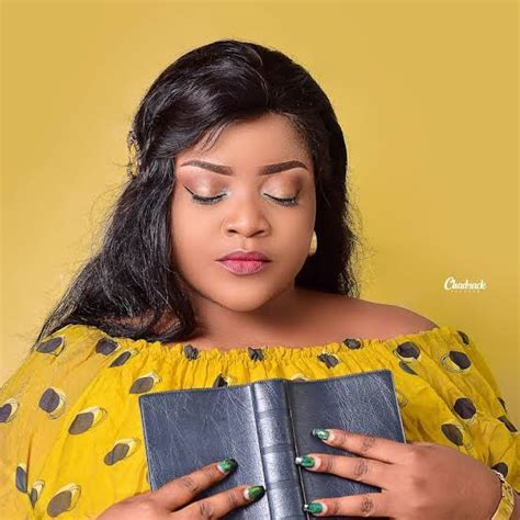 Témoignage Deunice Manyanga Est Le Clip Gospel Le Plus Vu Au Mois