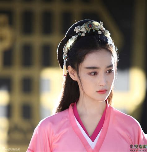 张馨予写真 电视指南